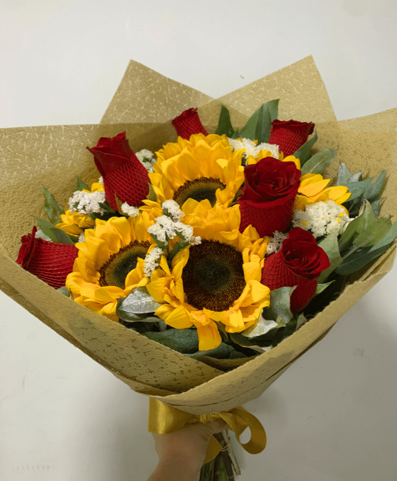 Ramo Buchón Girasoles – Florería Rosaliz